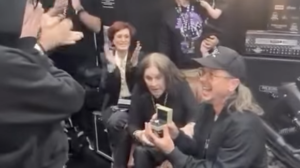 Kelly Osbourne Proposal Stuns Ozzy At Last Show - Alternative Nation